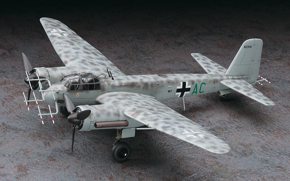 Hasegawa Models 1562 Junkers Ju88G-6 “Nachtjaeger”1:72 Scale Model Kit