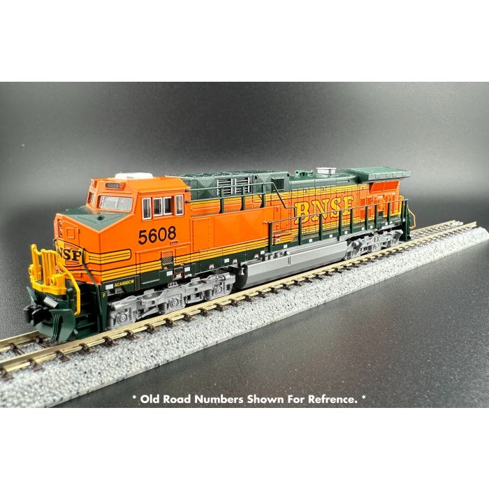 Kato 176-7115, GE AC4400CW, Std. DC, BNSF #5678, N