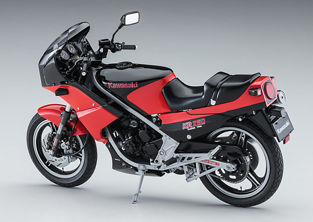 Hasegawa Models 21740 Kawasaki KR250 (KR250A) “Black/Red color” 1:12 S