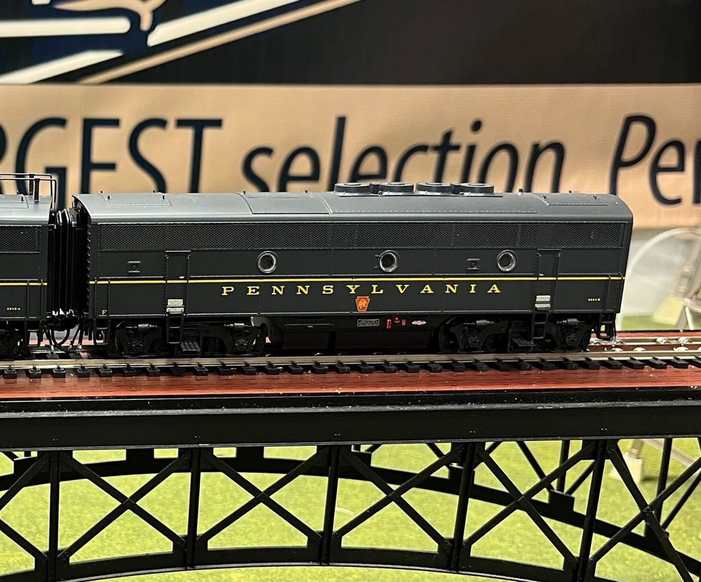 BLI 6668 EMD F3B, PRR 9504B, DGLE Single Stripe, Paragon4 Sound/DC/DCC
