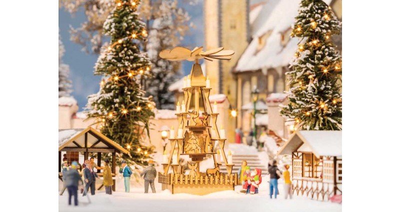 Noch Gmbh & Co 14395 Christmas Tree Pyramid Statue - Laser-Cut Minis